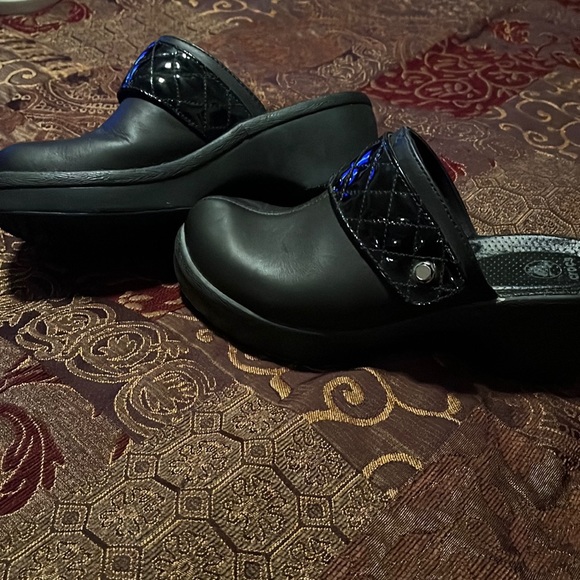 CROCS | Shoes | Crocs Mule Clogs 2 In Heel | Poshmark